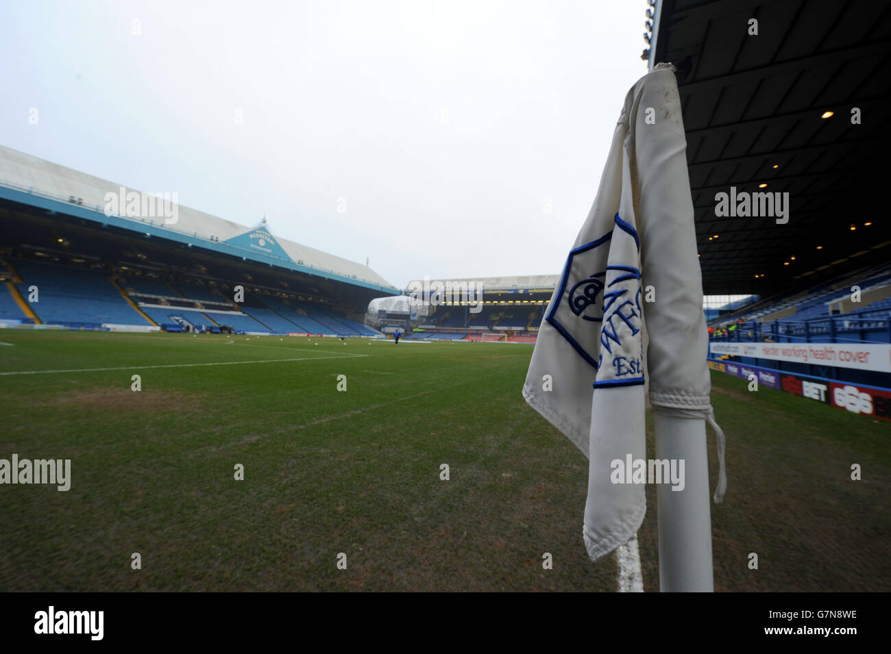 Hillsborough sheffield wednesday flag hi-res stock photography and ...