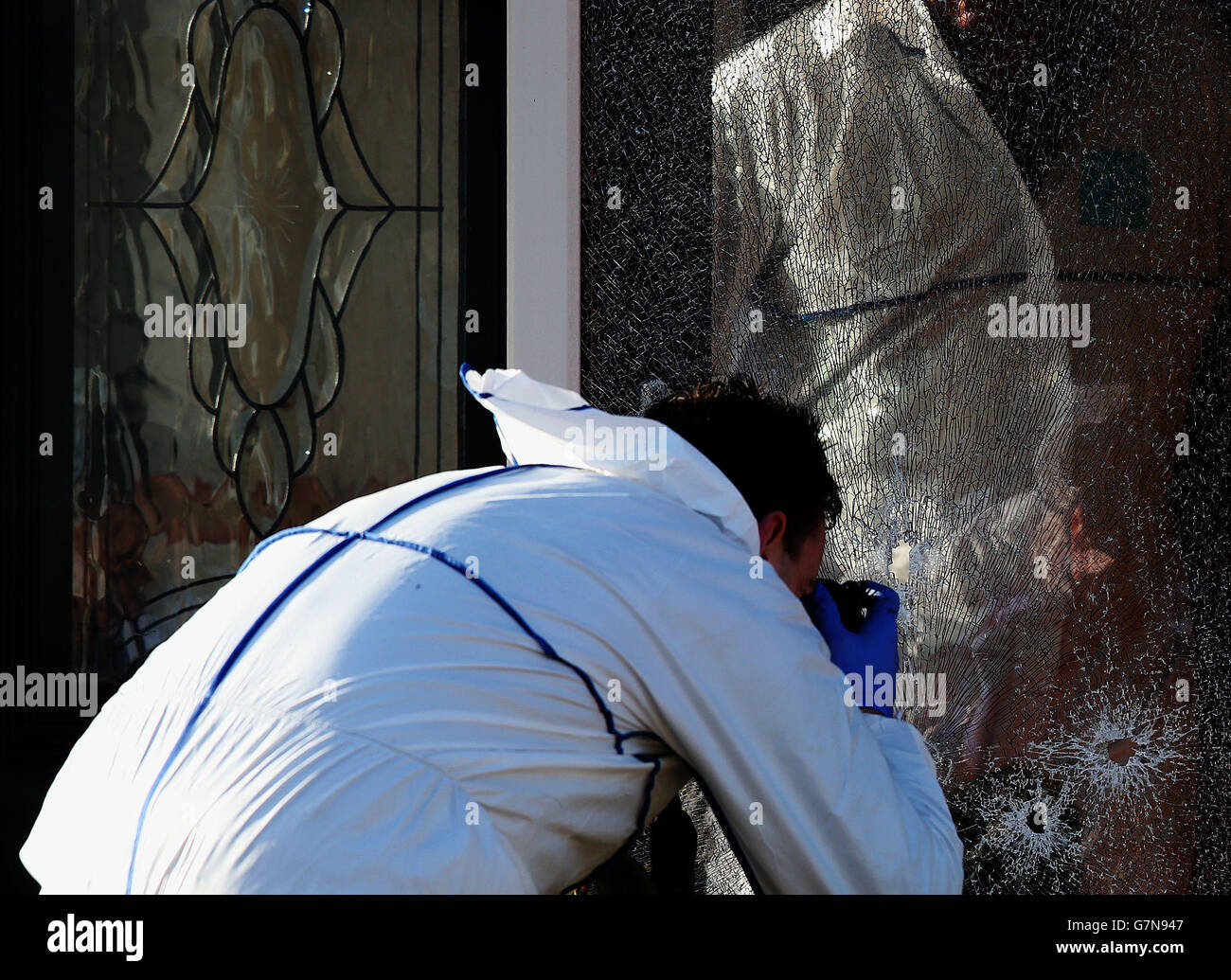 Police seek fatal shooting motive hi-res stock photography and images ...