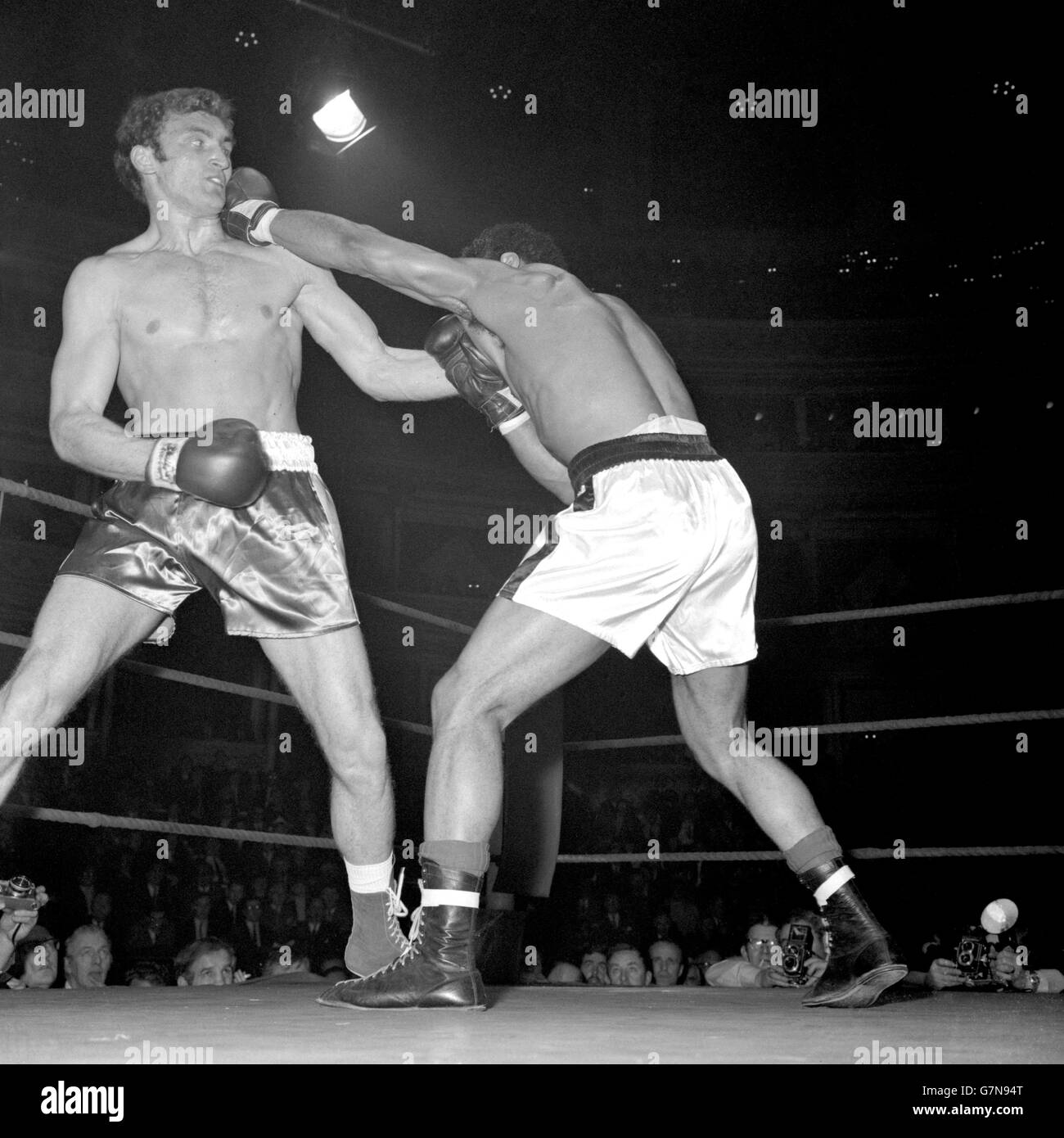 Britains joe bugner hi-res stock photography and images - Alamy