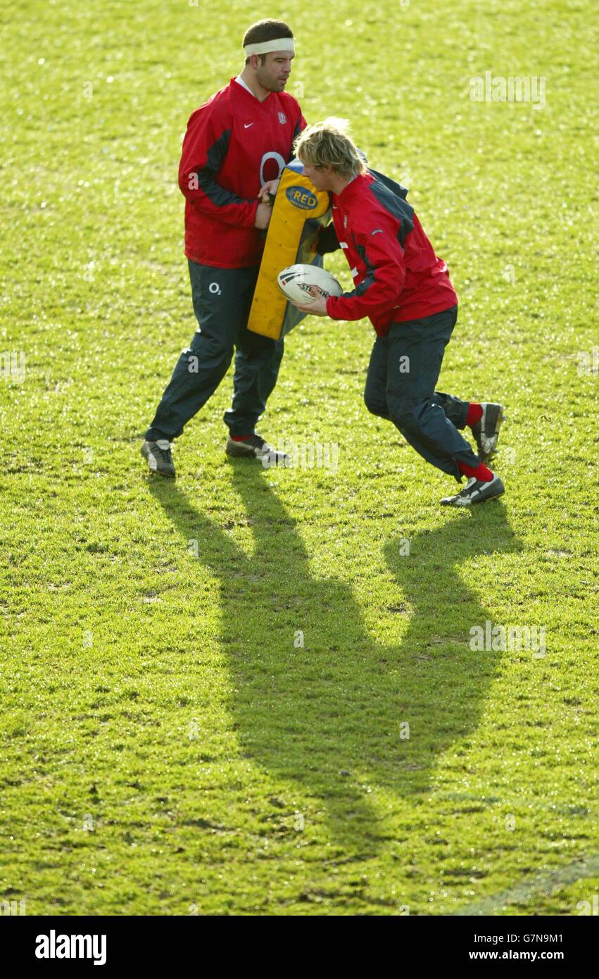 England's rugby union squad train with Leeds Rhino's rugby league team ...