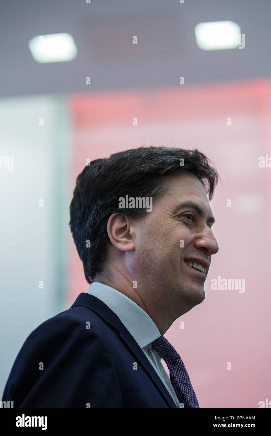 Ed Miliband Visit Bae Systems High Resolution Stock Photography and ...