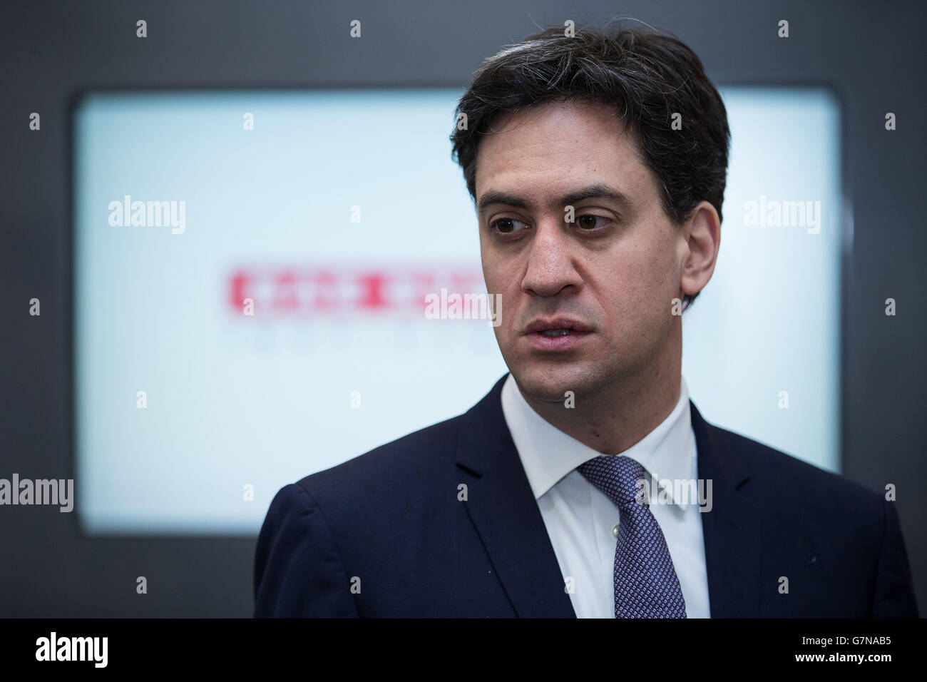 Ed Miliband visit to BAE Systems - Samlesbury Stock Photo - Alamy
