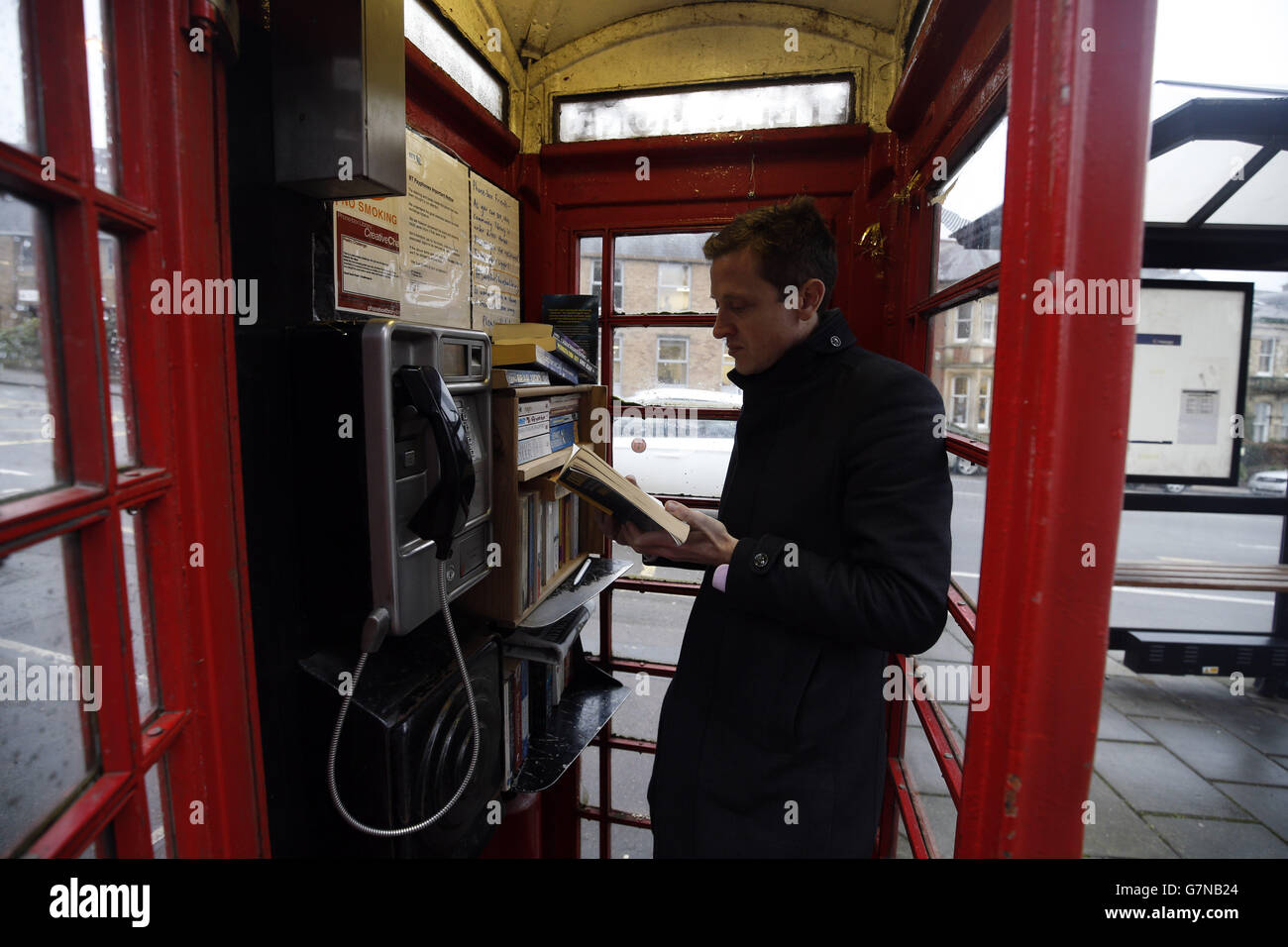 Consumer phonebox hi-res stock photography and images - Alamy