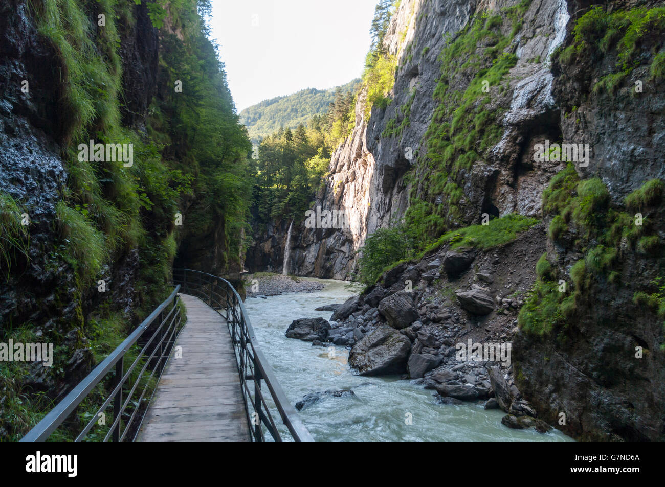 aareschlucht-a-gorge-of-aare-river-carved-deep-into-limestone-with-up