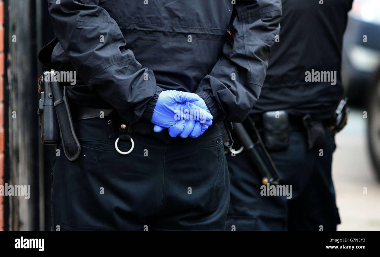 Merseyside police officers outside hi-res stock photography and images ...