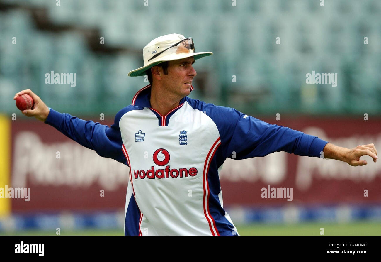 Wanderers ground england cricket captain michael vaughan hi-res stock ...