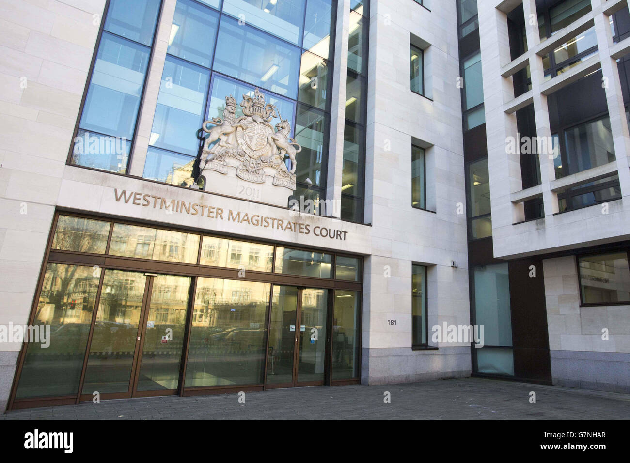 News courts westminster hi-res stock photography and images - Alamy