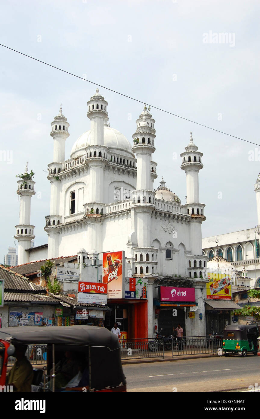 a mosque in colombo sri lanka Stock Photo - Alamy