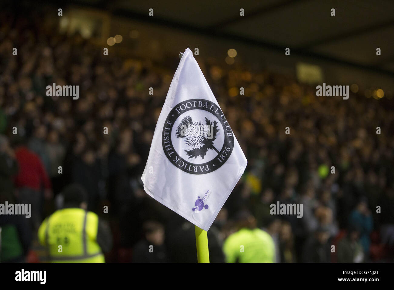 Soccer scottish premiership partick thistle v celtic firhill hi-res ...