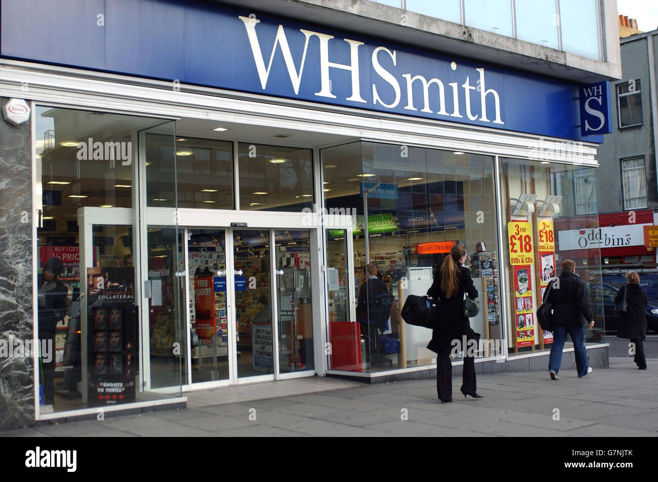 Whsmith profit improvement hi-res stock photography and images - Alamy
