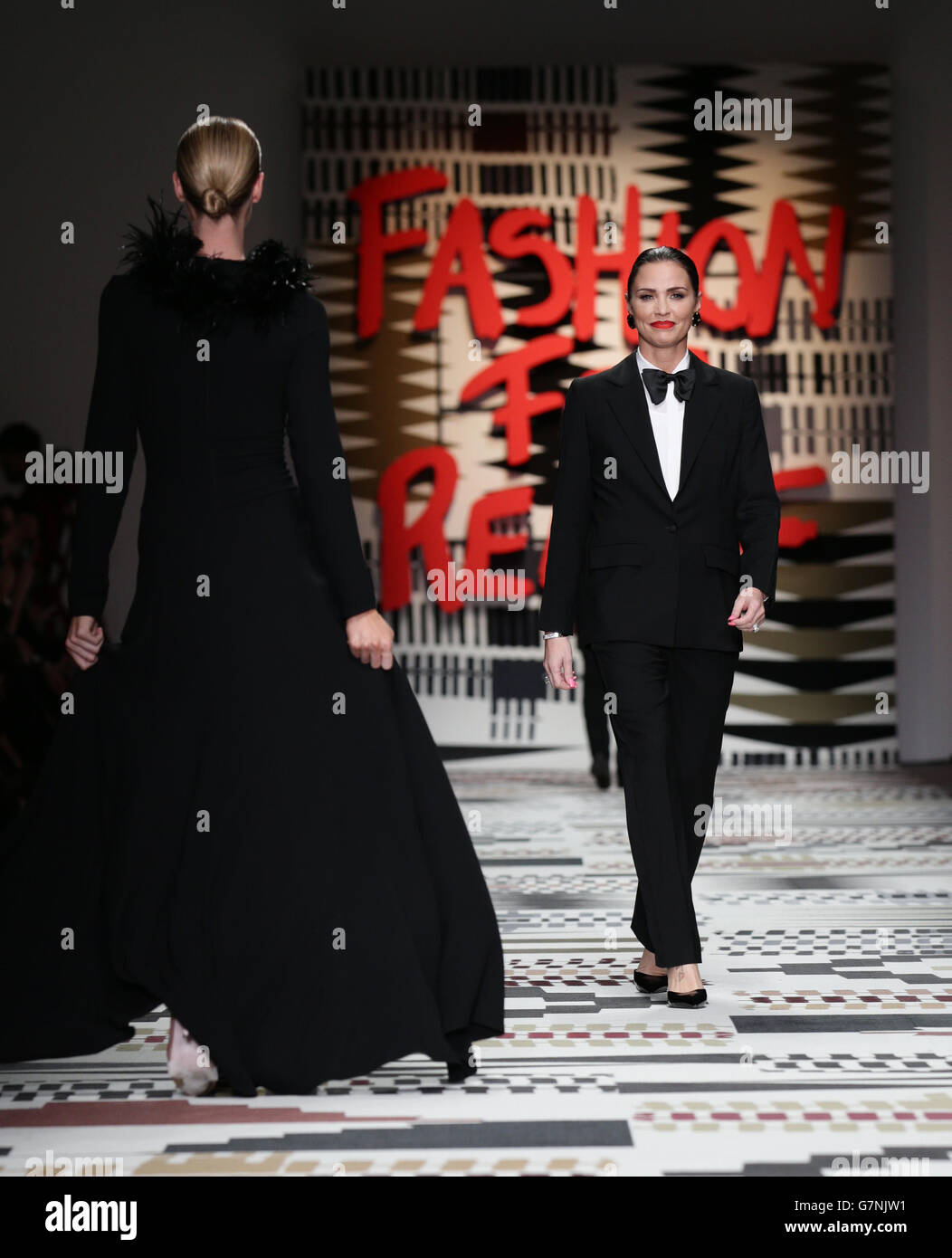 Full length mangrh catwalk runway model models modelling designer ...