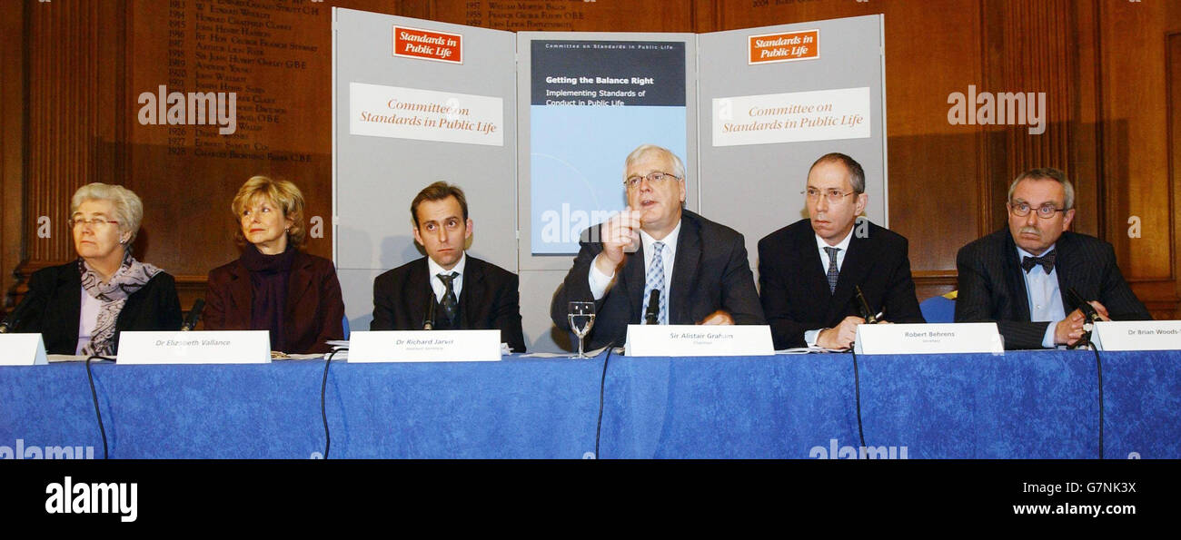 Chairman sir alistair graham hi-res stock photography and images - Alamy