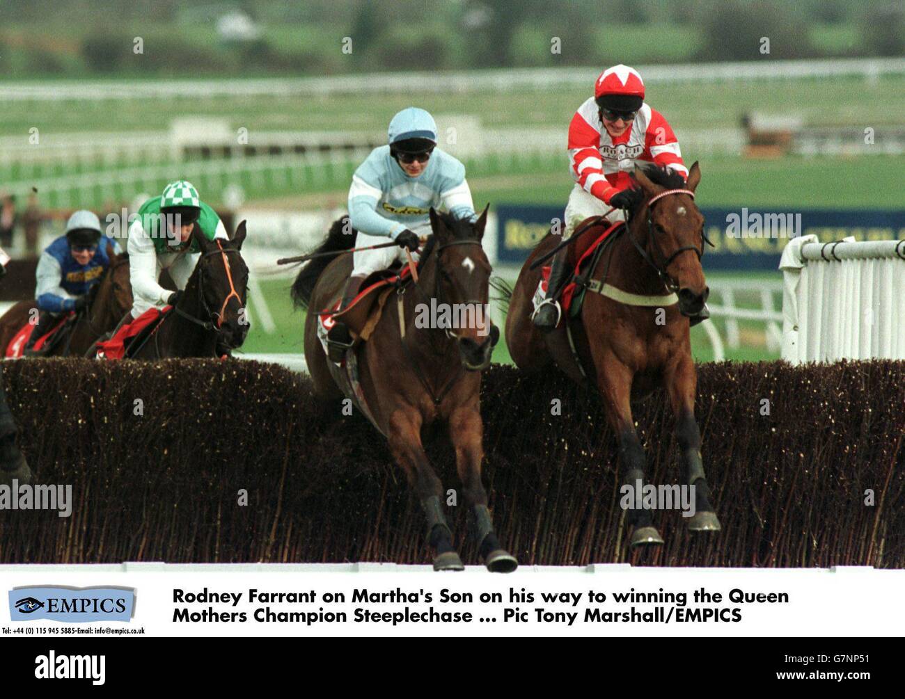 Horse Racing - Cheltenham Festival Stock Photo - Alamy