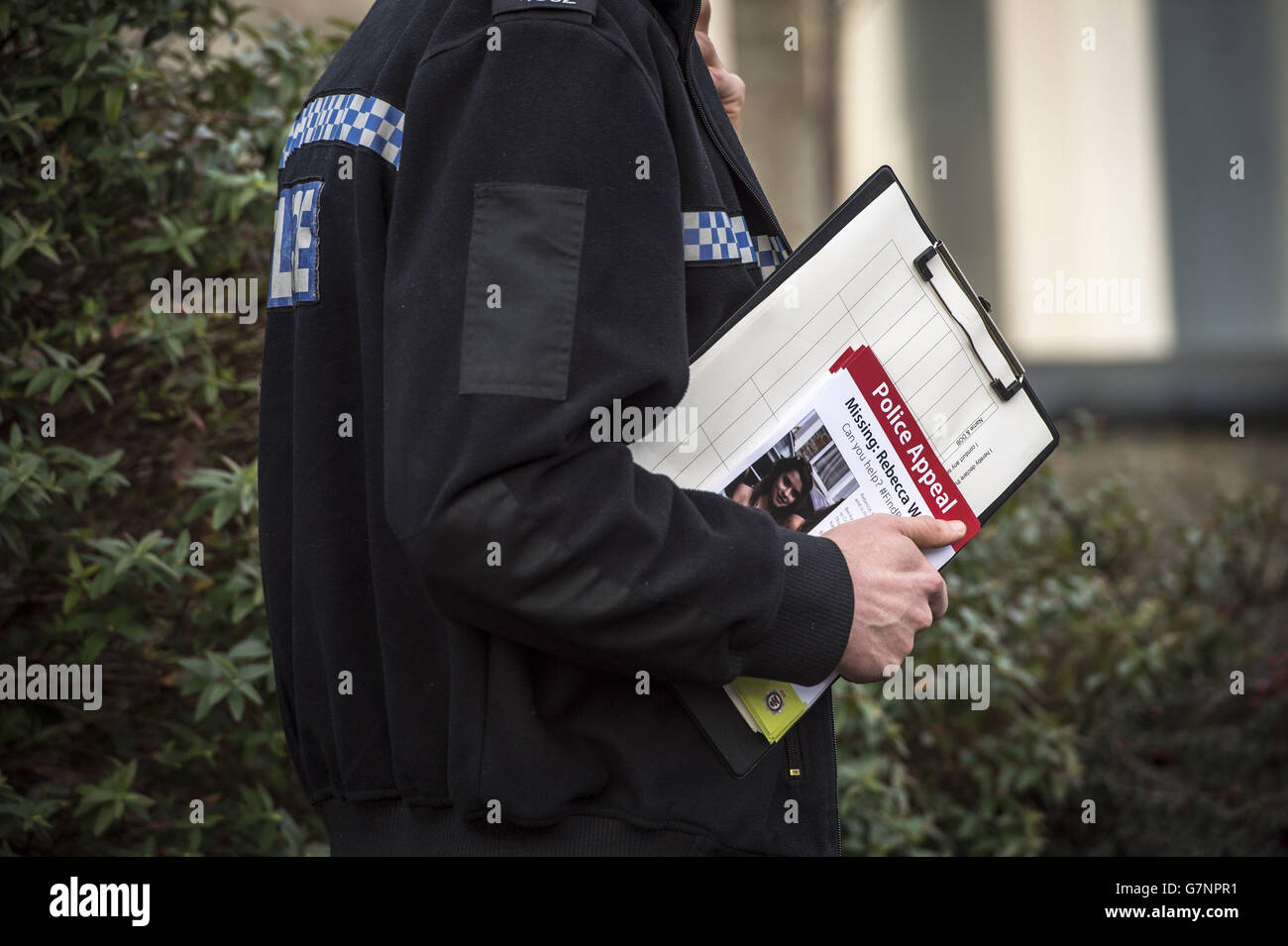 Police hand out leaflets in st george hi-res stock photography and ...