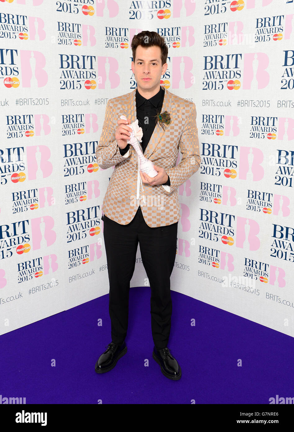 Mark Ronson with the award for Best British Single for Uptown Funk in ...