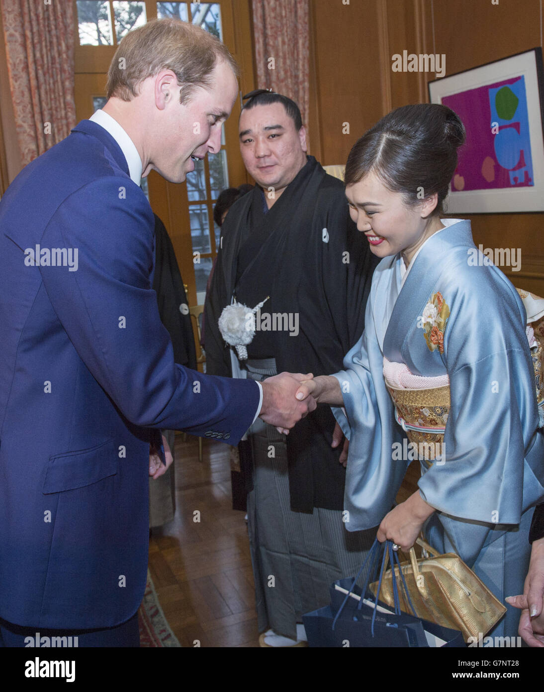 The Duke of Cambridge meets the wife of newly-crowned sumo grand ...