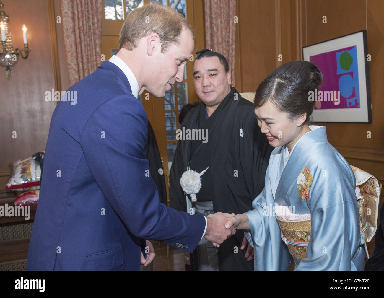The Duke of Cambridge meets the wife of newly-crowned sumo grand ...
