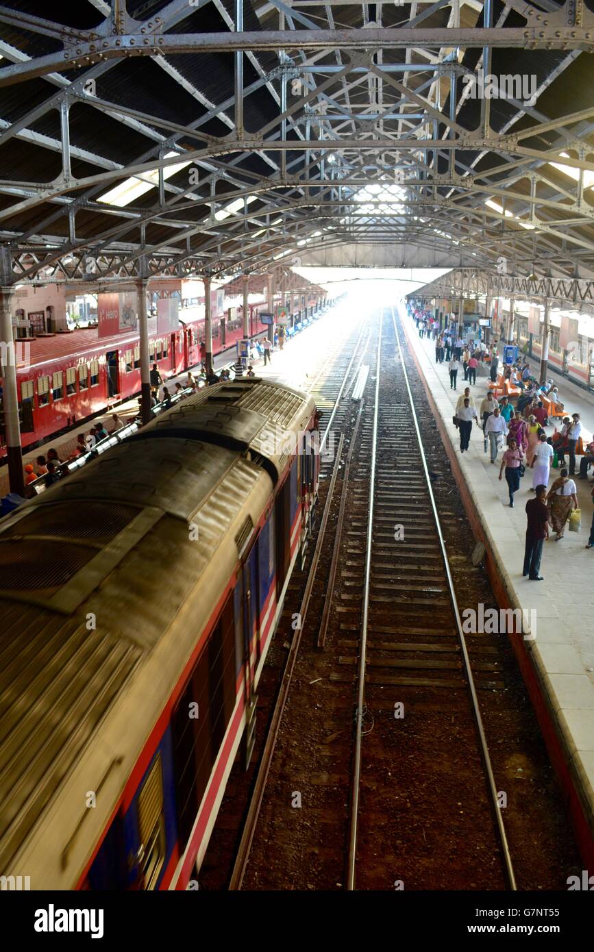 Colombo Fort railway station Stock Photo - Alamy