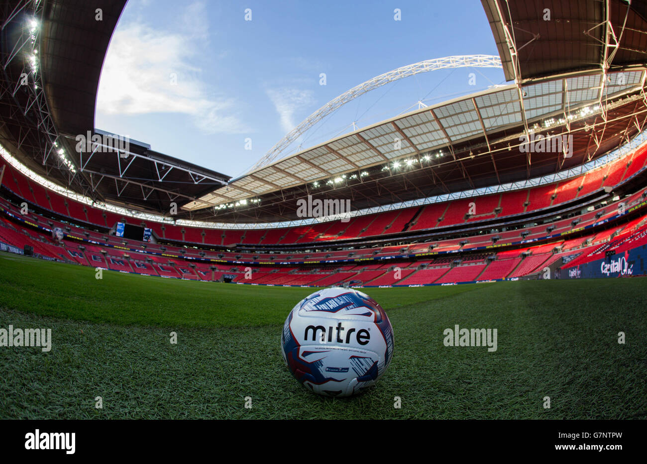 Soccer - Football League - Own the Arch - Wembley Stadium Stock Photo ...