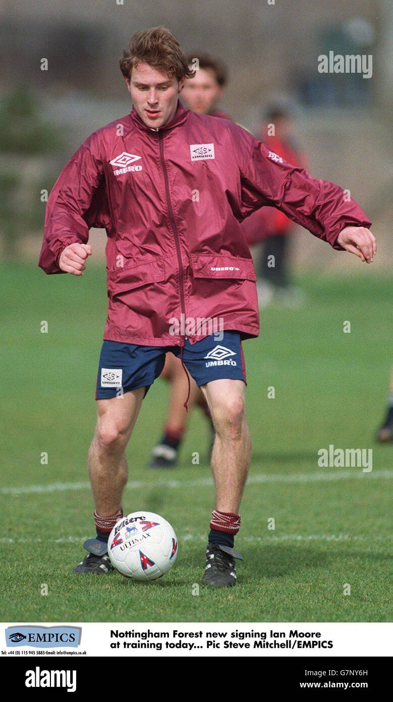 Soccer english premier league nottingham forest training hi-res stock ...