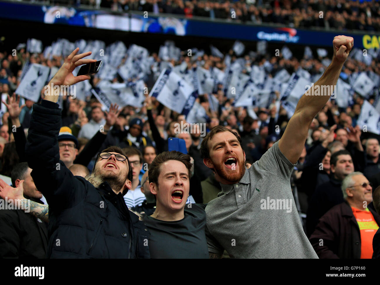 Tottenham hotspur fans in the stands hi-res stock photography and ...