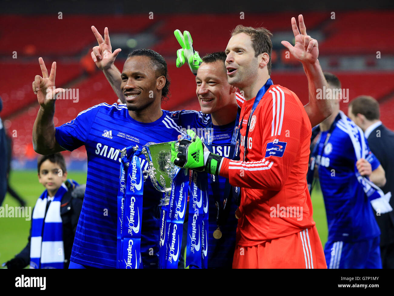 Petr cech chelsea trophy hi-res stock photography and images - Alamy