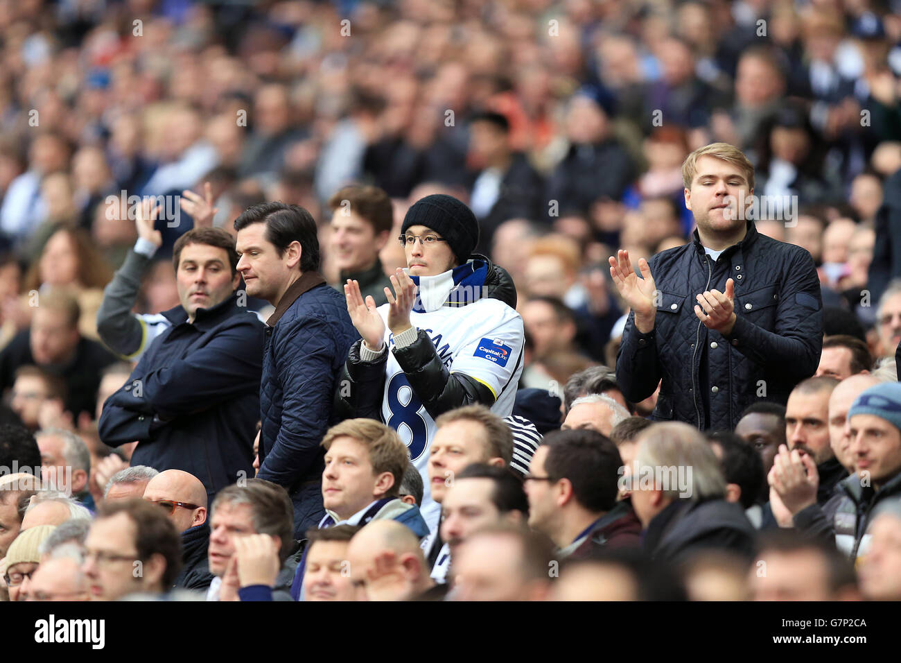 Soccer chelsea crowd fans spectators gv general view hi-res stock ...