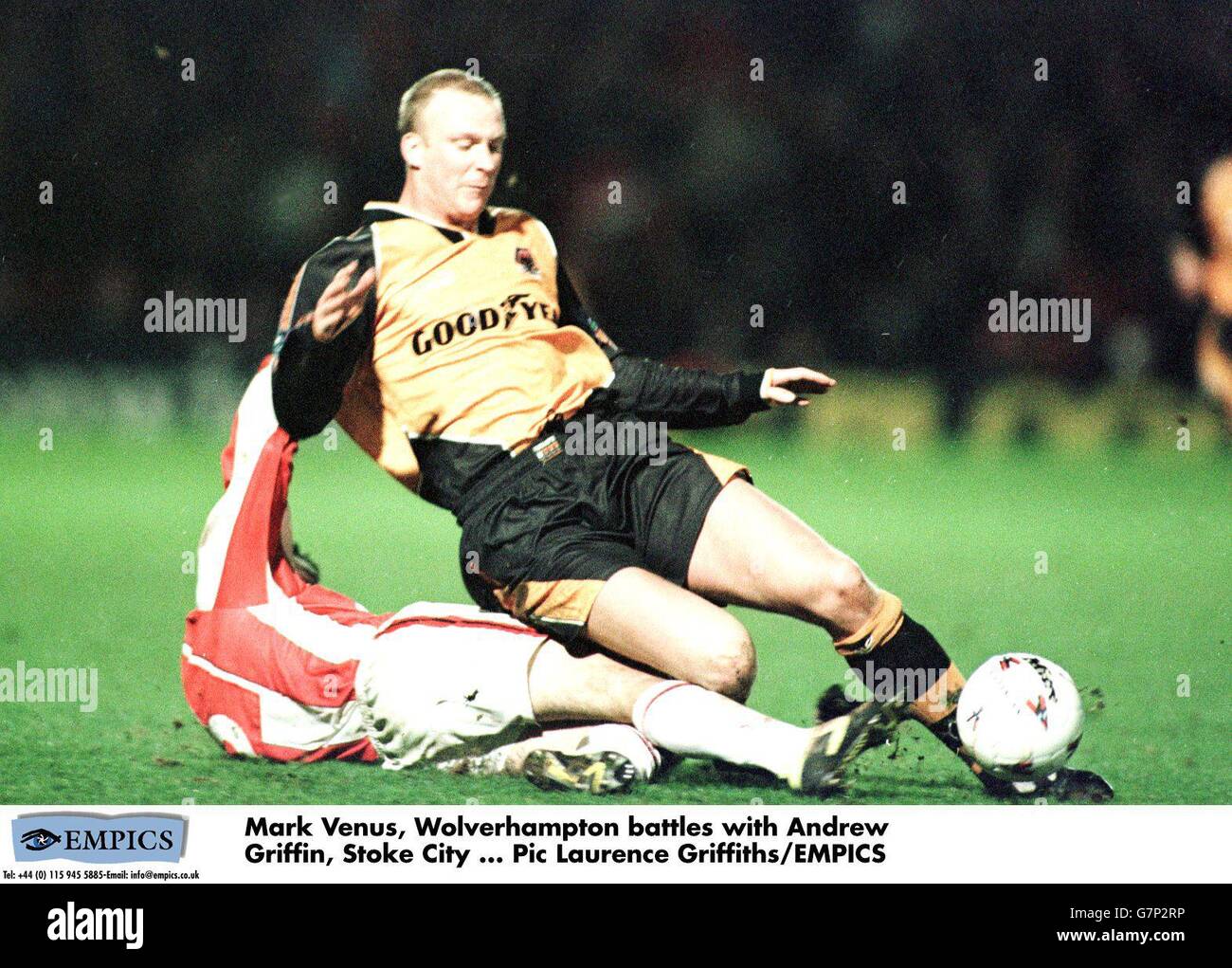 Wolverhampton wanderers emblem hi-res stock photography and images - Alamy