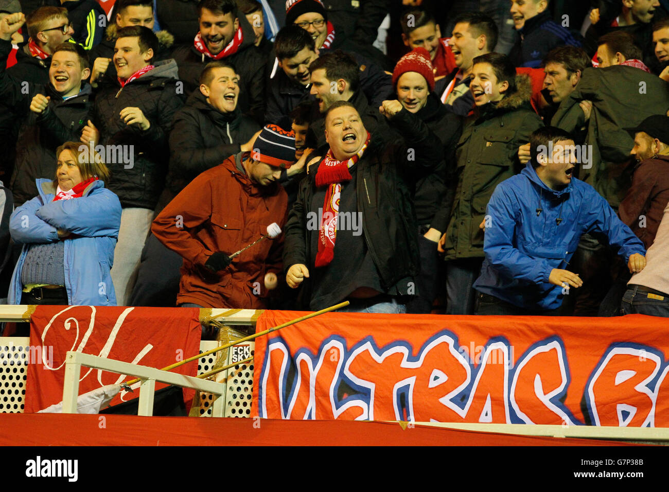 Middlesbrough fans celebrate hi-res stock photography and images - Alamy