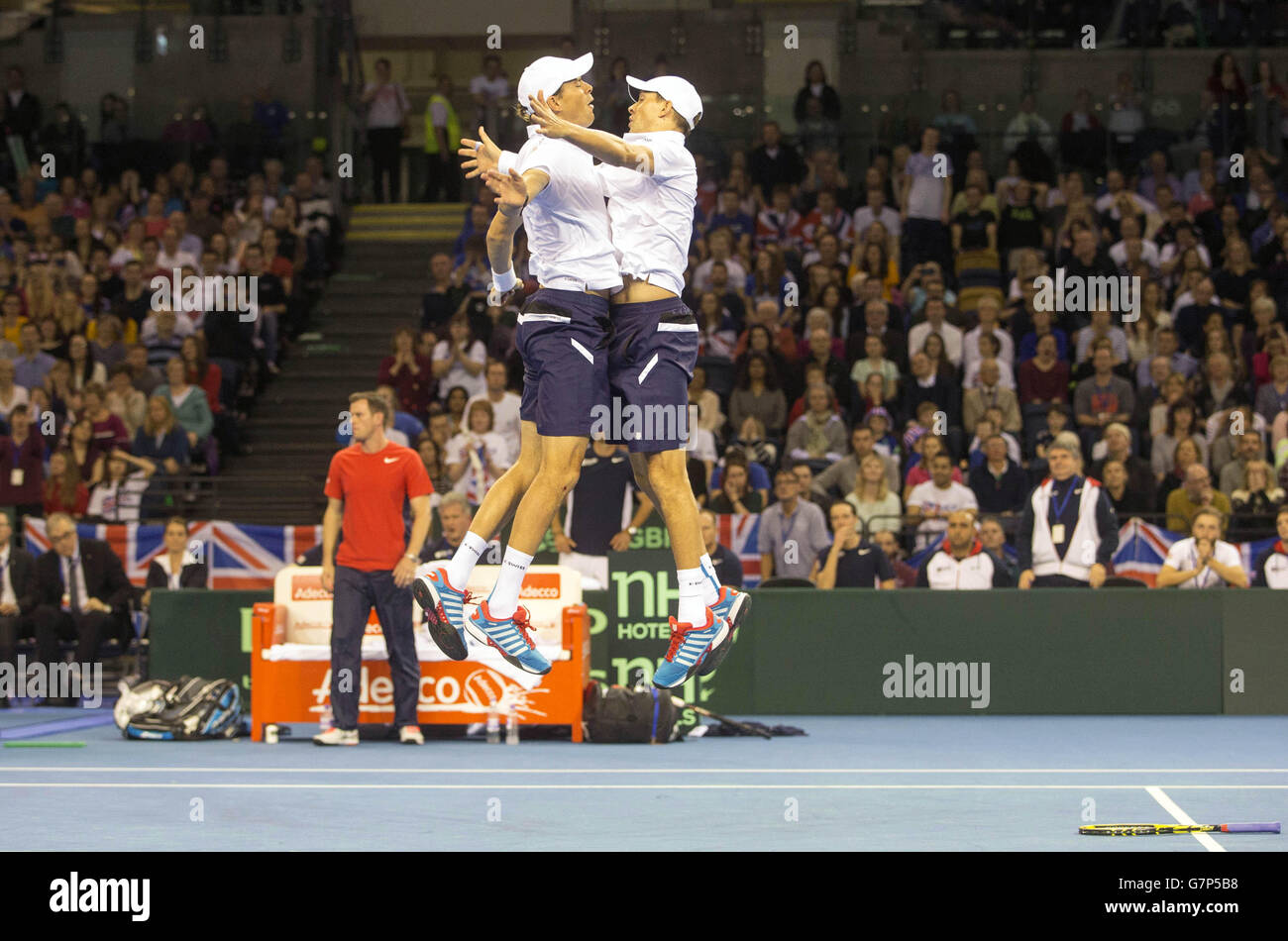 USA's Mike Bryan and Bob Bryan celebrate their victory during the Davis ...