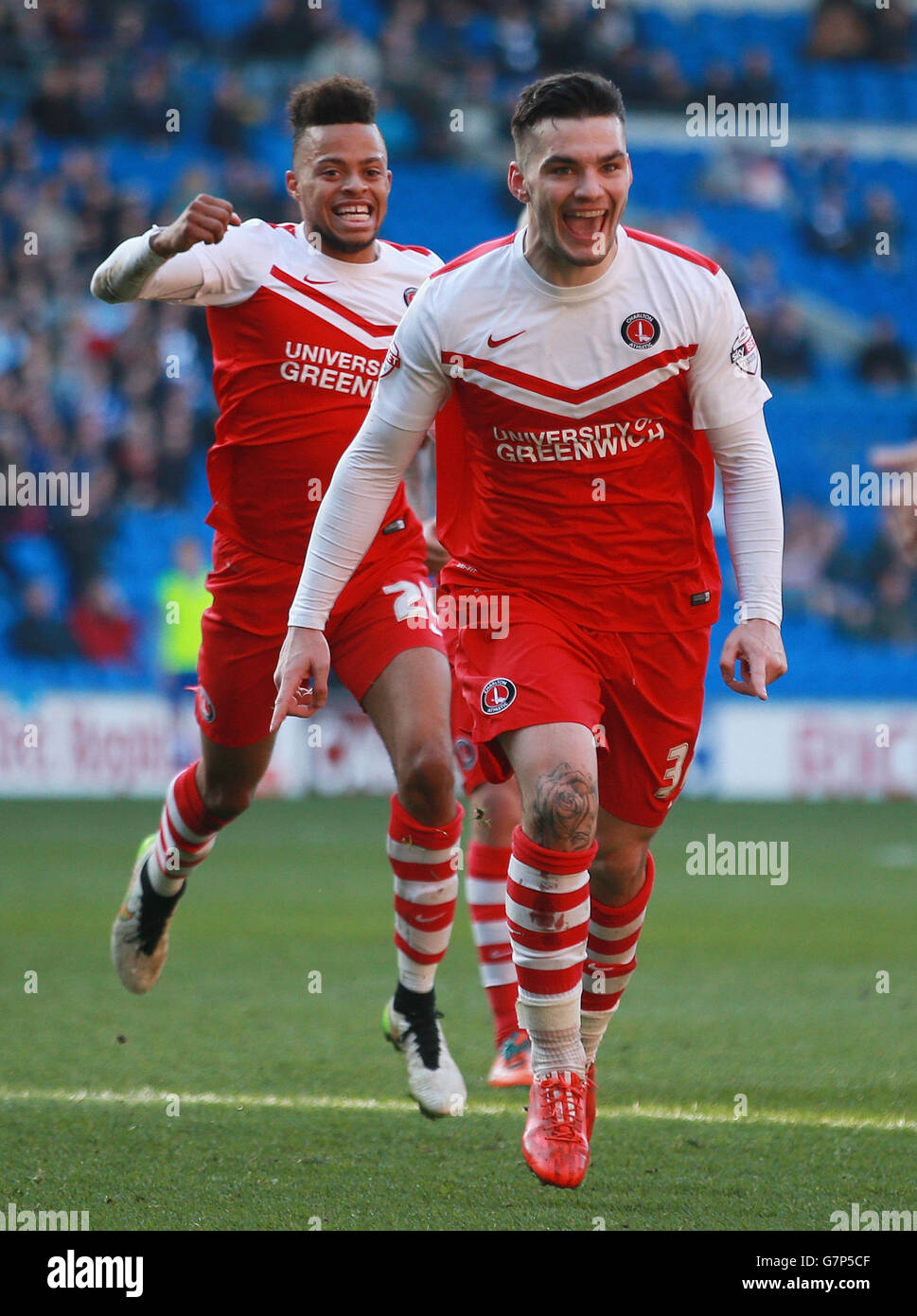 Charlton athletics tony watt celebrates scoring their goal hi-res stock ...