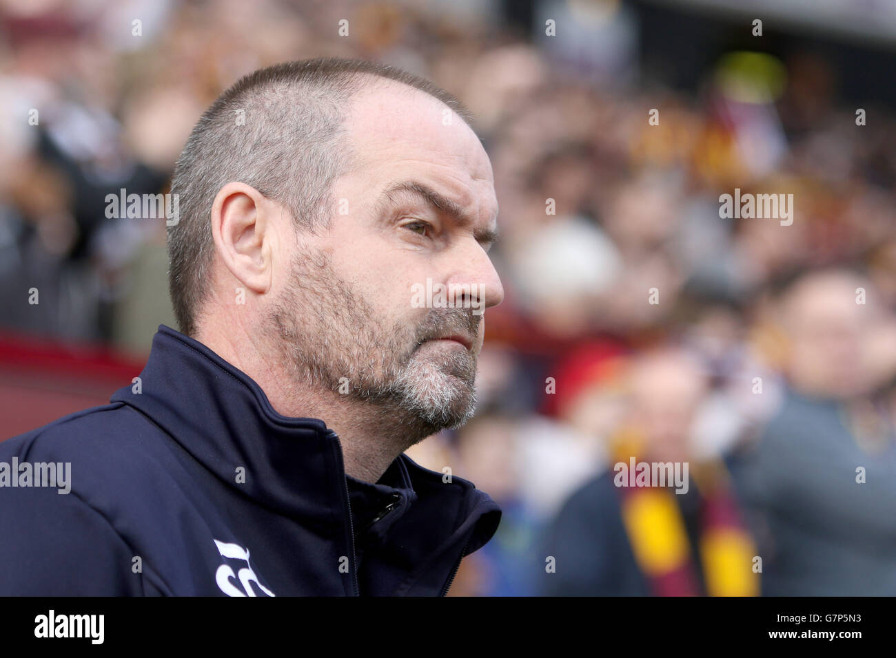 Steve clarke reading hi-res stock photography and images - Alamy
