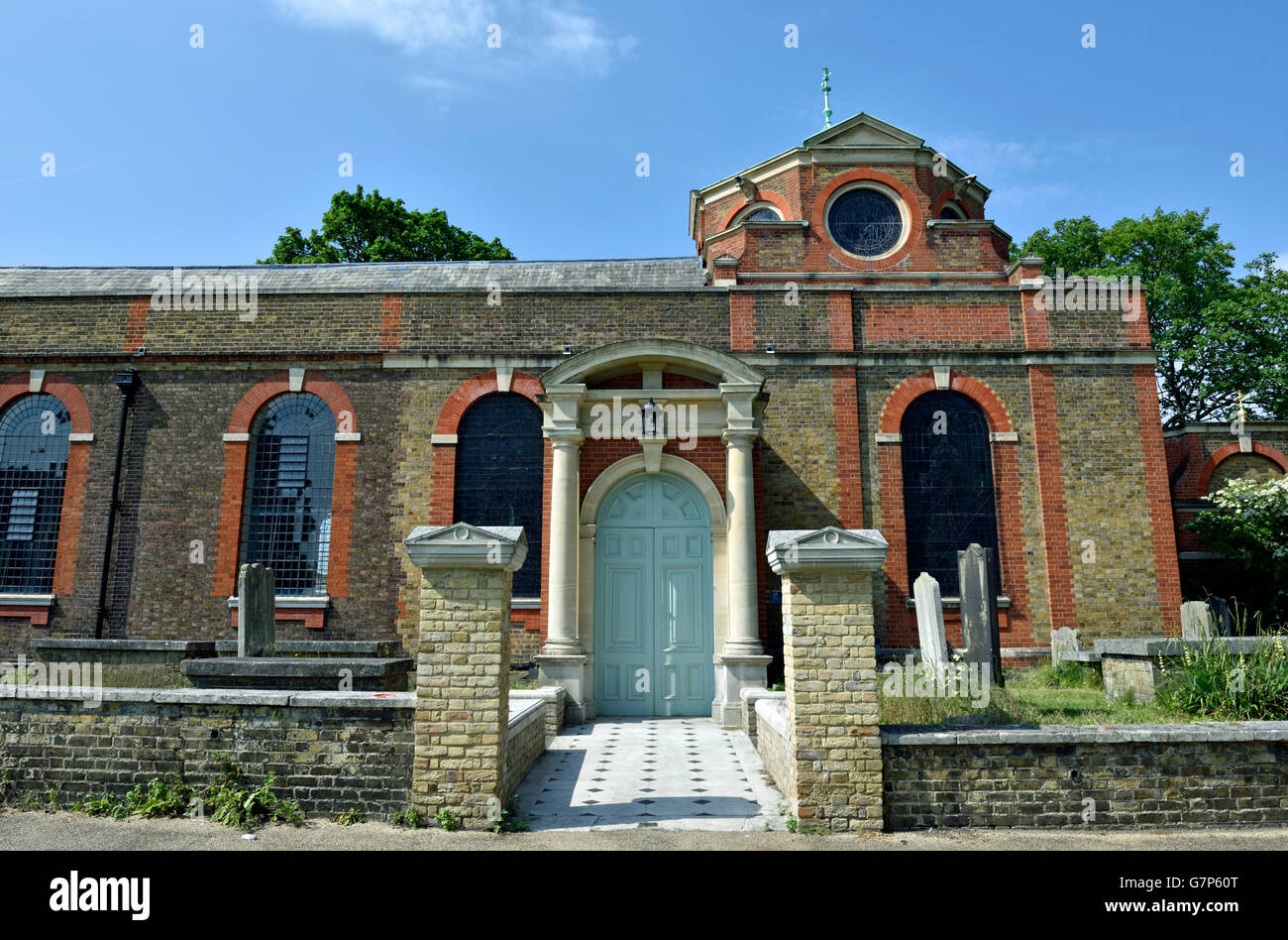 St anne's church london hi-res stock photography and images - Alamy