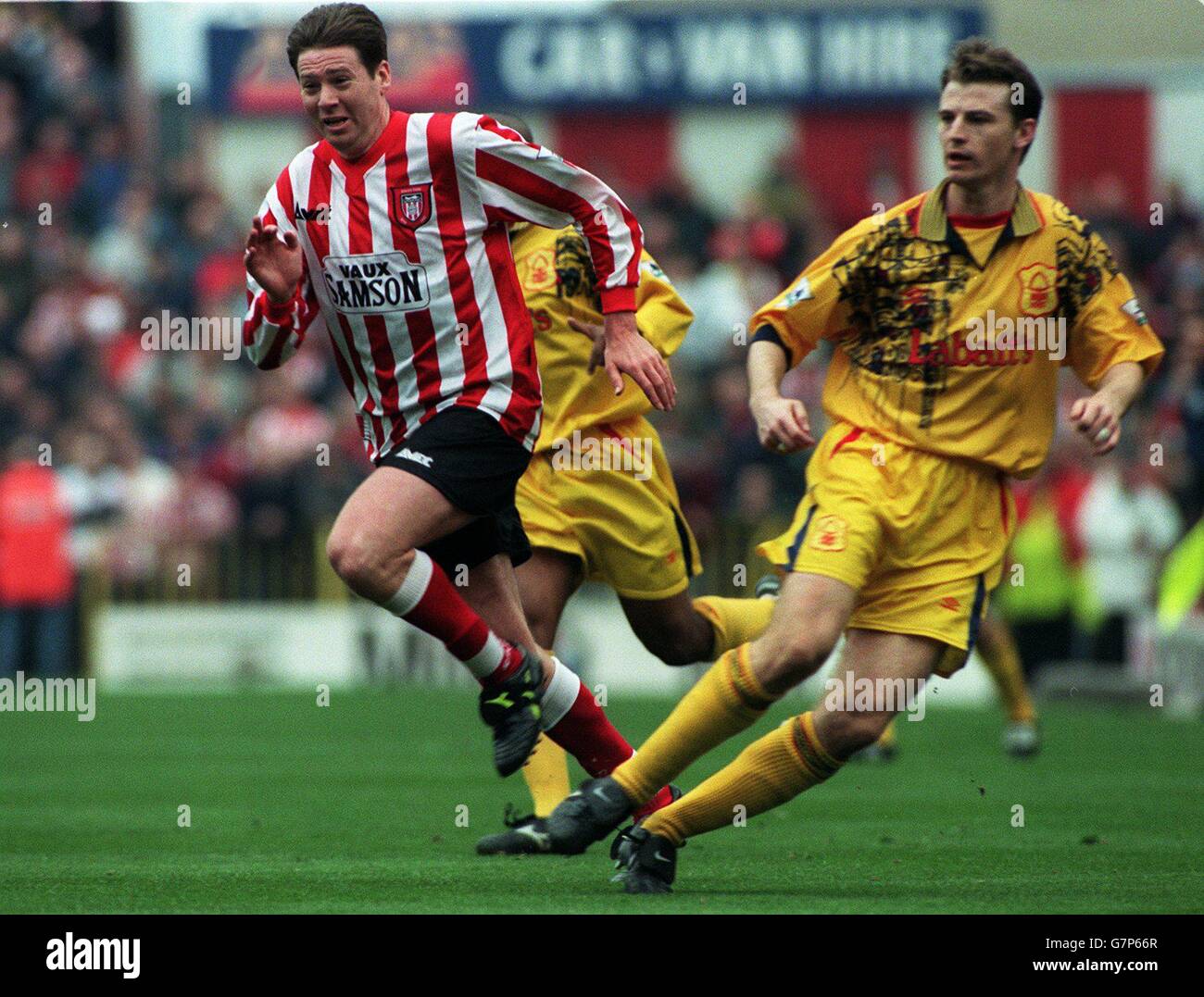 Chris Waddle, Sunderland and Colin Cooper, Nottingham Forest Stock ...
