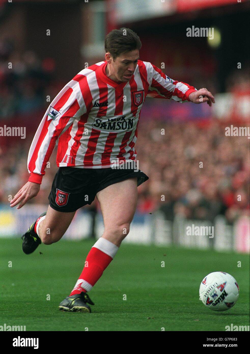 Soccer - Carling Premiership - Sunderland v Nottingham Forest. Chris ...