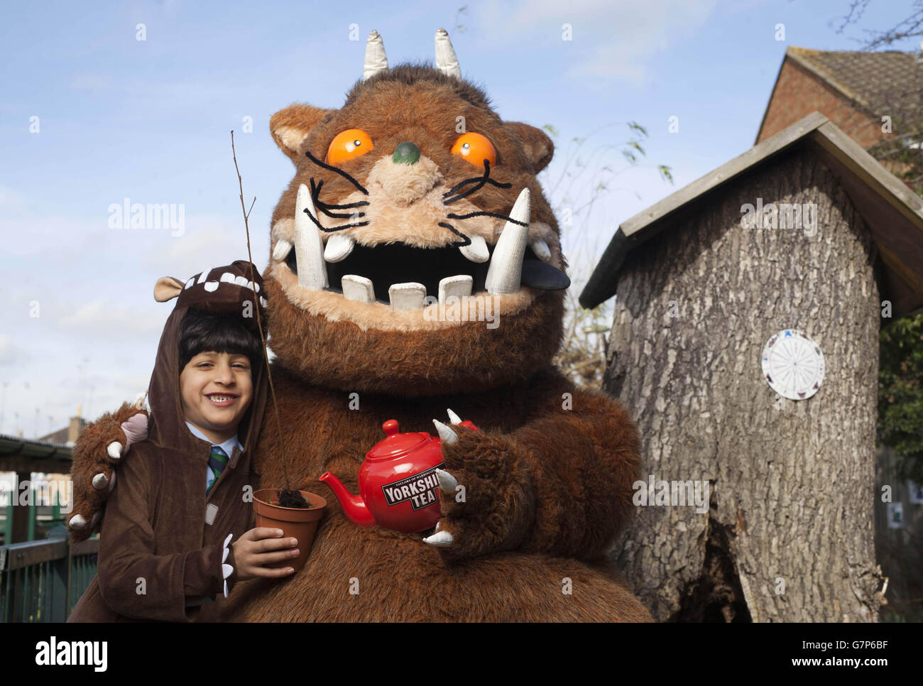 One million tree pledge campaign Stock Photo - Alamy