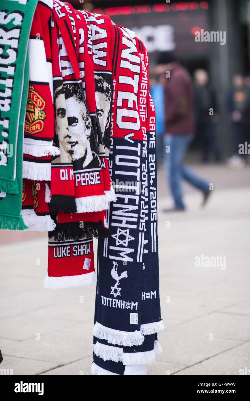 Street vendor sells half and half flags for Manchester United and ...