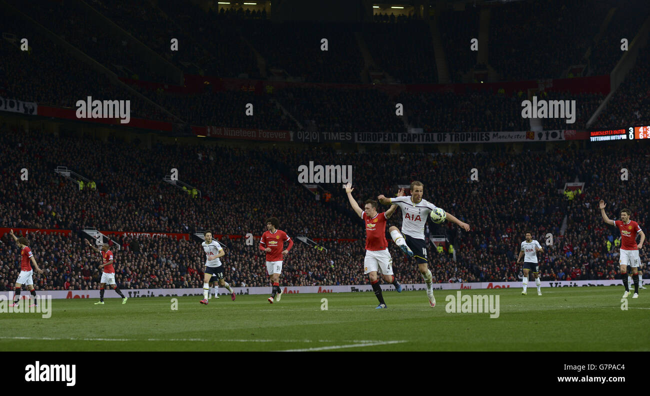 Full length offside football hi-res stock photography and images - Alamy