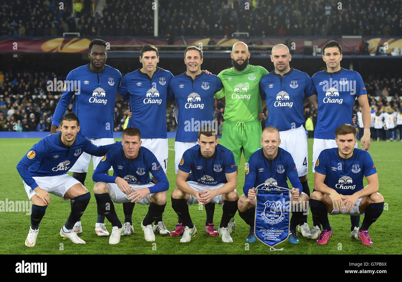 Everton team group. (top row left to right) Romelu Lukaku, Gareth Barry ...