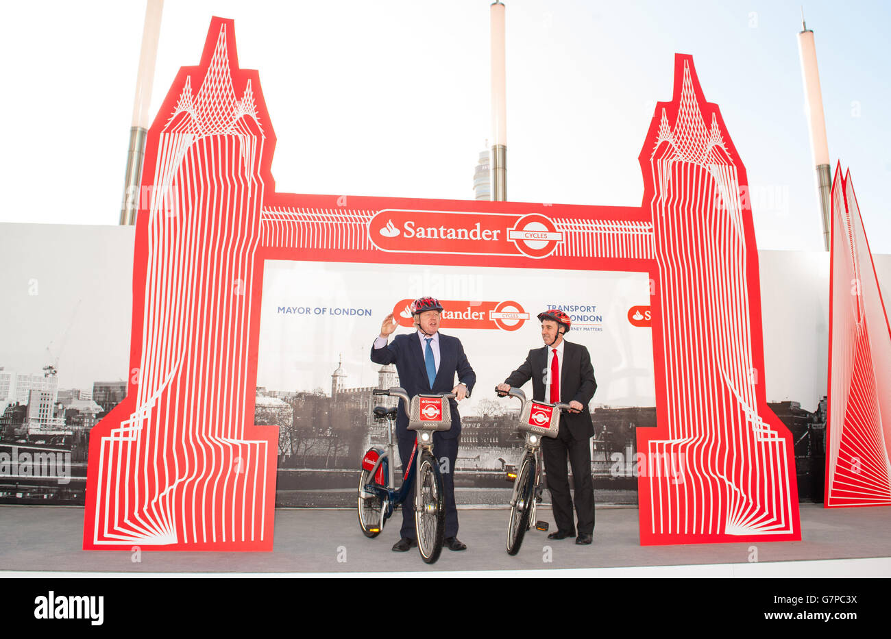 Santander new sponsor of London's cycle hire Stock Photo - Alamy