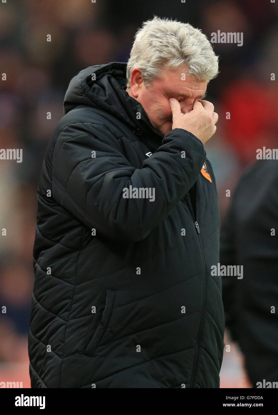 Hull City's manager Steve Bruce after his team concede the first goal ...