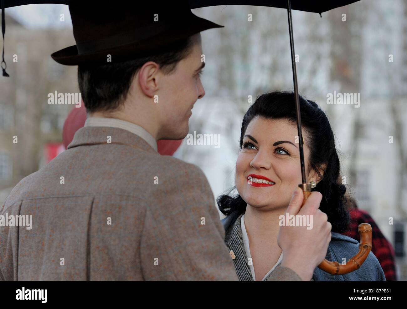 Fashion on the Ration: 1940s Street Style photo call - Imperial War ...
