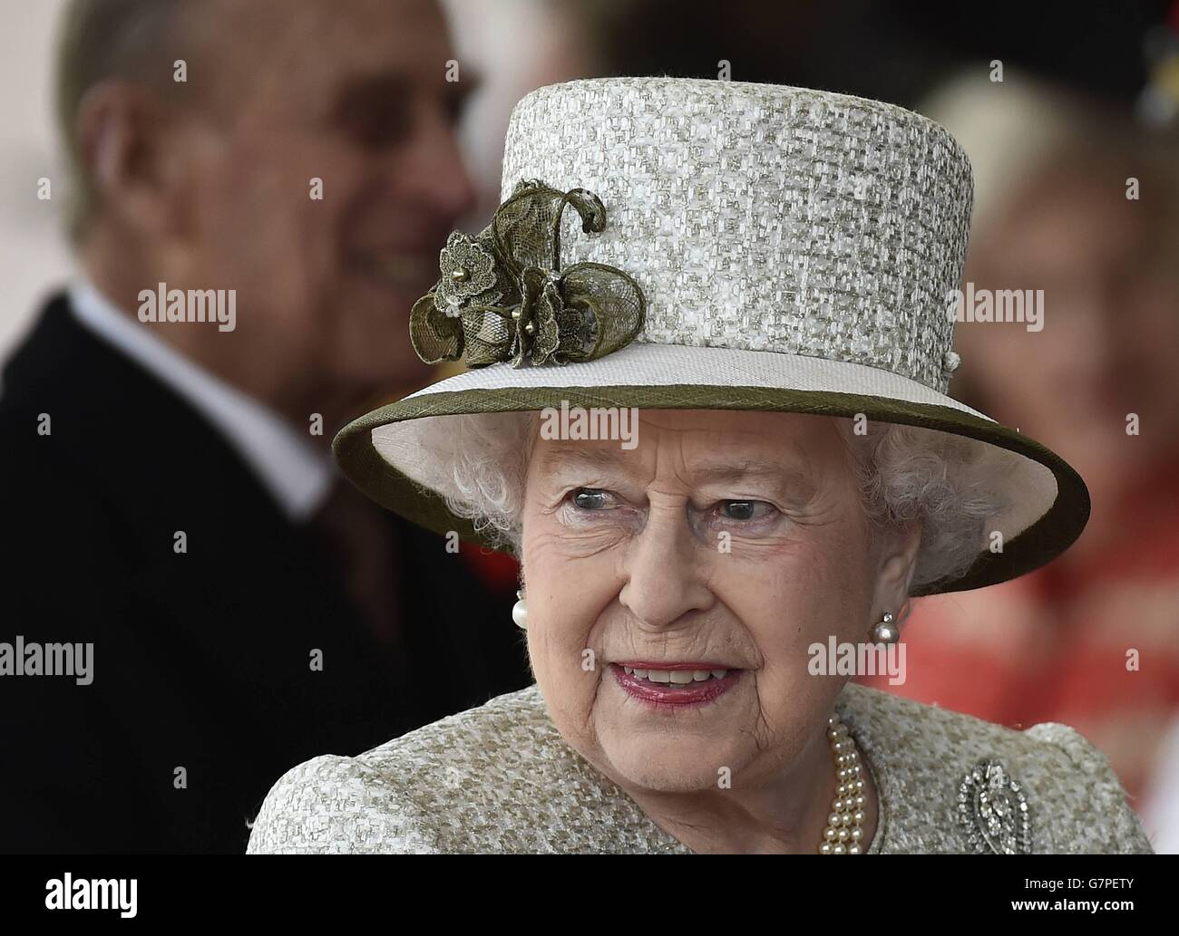 Queen Elizabeth II during a ceremonial welcome for the President of ...