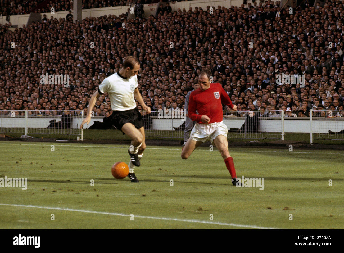 England v West Germany - 1966 World Cup Final - Wembley Stadium Stock ...