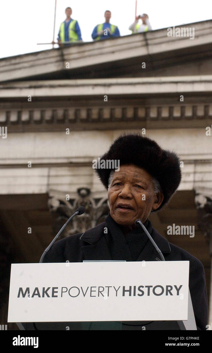 'Make Poverty History' event - Trafalgar Square Stock Photo - Alamy
