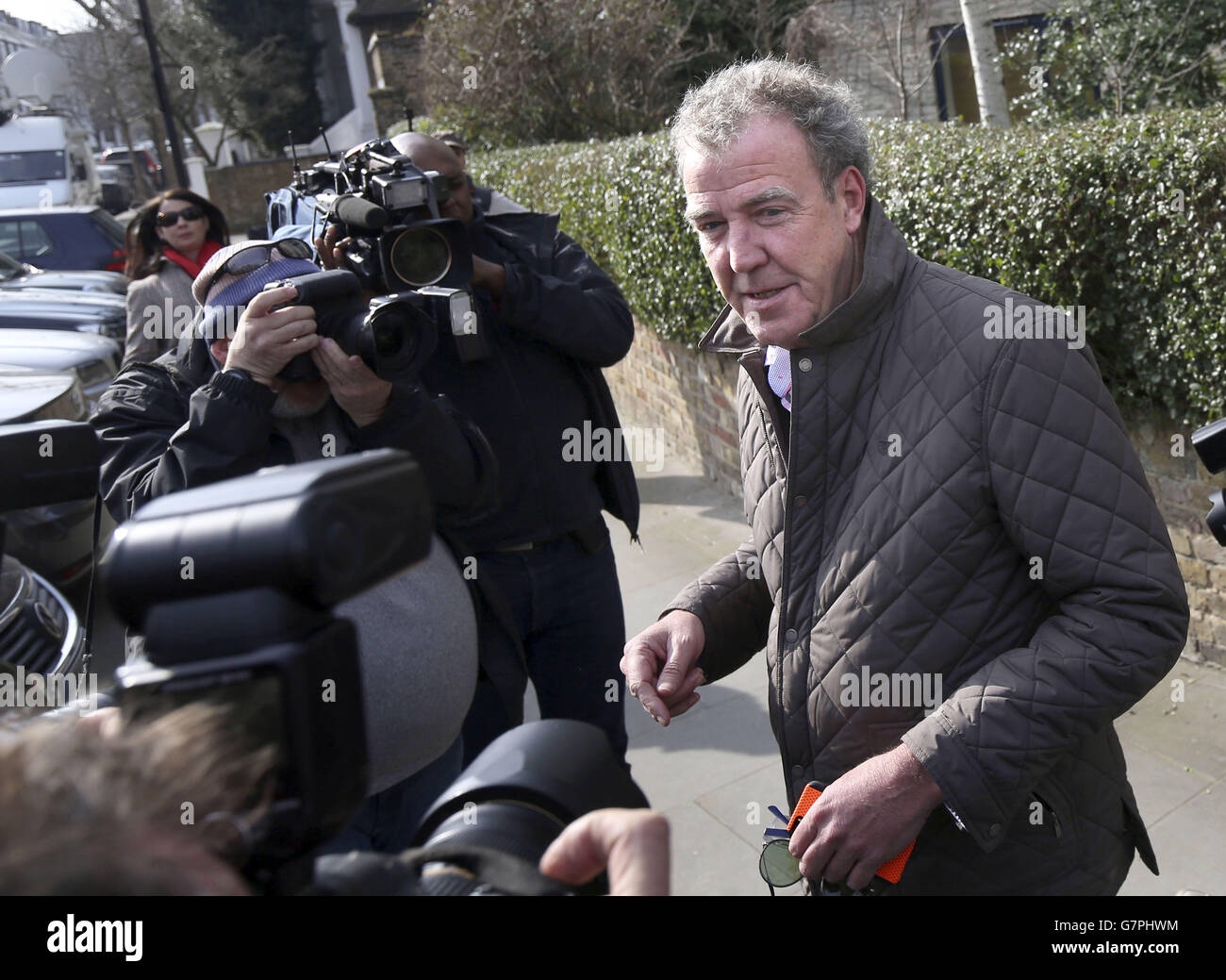 Jeremy clarkson leaves his home in london hi-res stock photography and ...