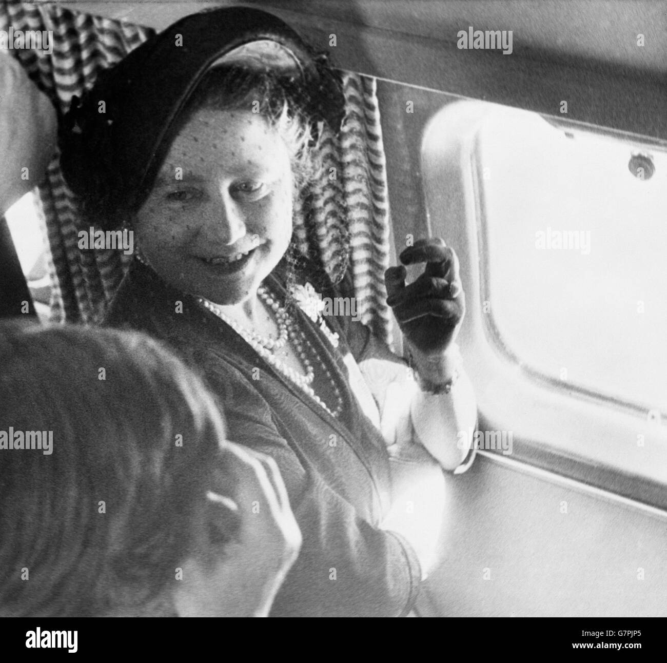 Royalty - Queen Mother - Comet Flight Stock Photo - Alamy