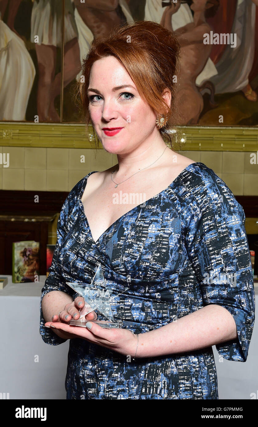 Hundred pieces hi-res stock photography and images - Alamy