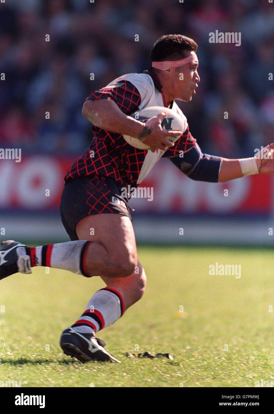 Rugby league mcewans super league st helens v sheffield eagles hi-res ...