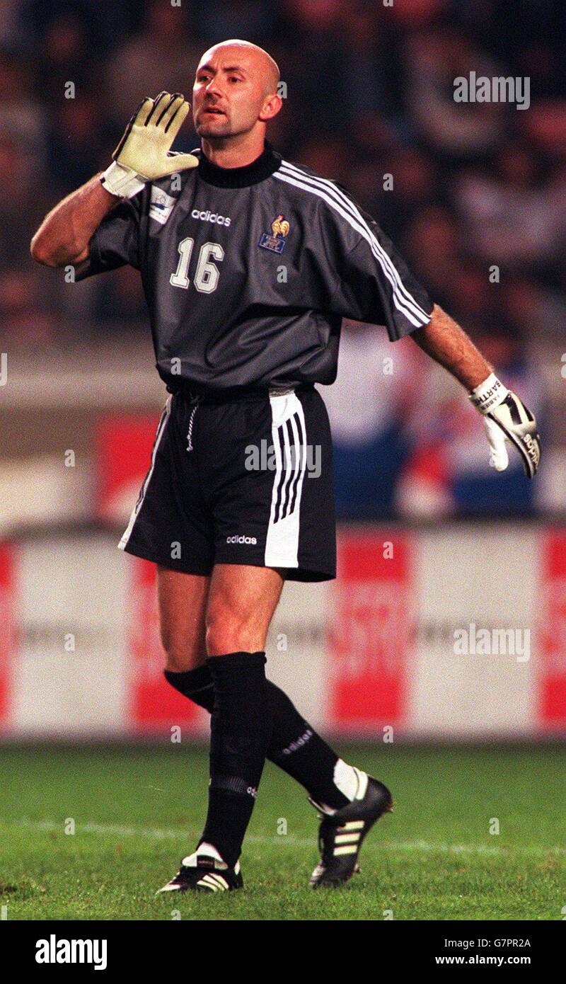 International Soccer. France v Sweden. Fabien Barthez, France ...